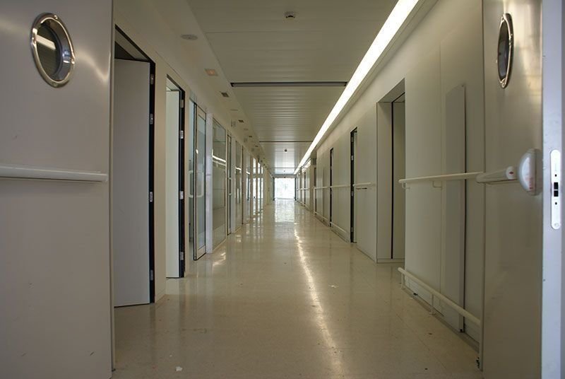 Tablero contrachapado fenólico | Layan Hini Import